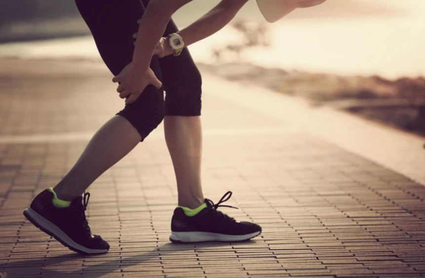 Douleur au genou course à pied ᐅ CAREA Kinésithérapie Paris